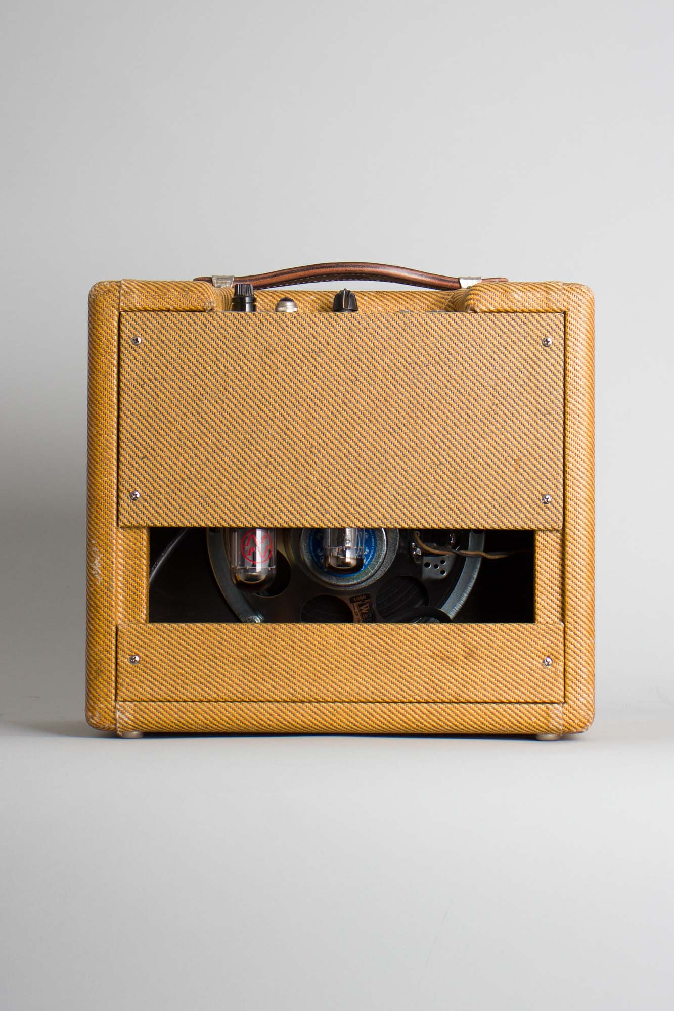 Fender Champ 5F1 Tube Amplifier (1962) | RetroFret