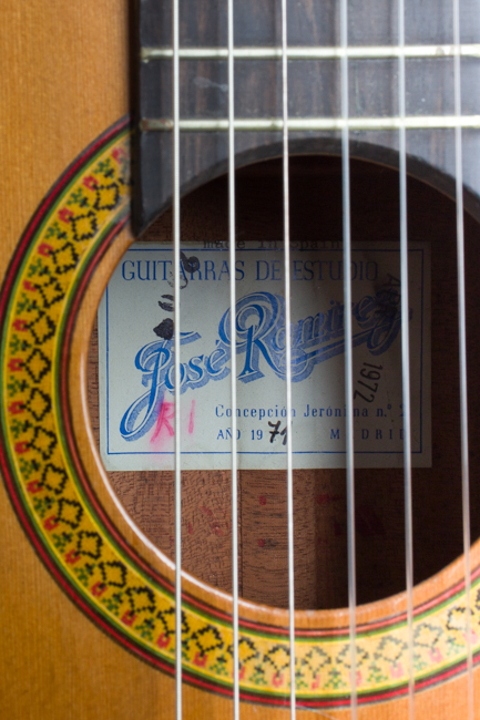 Jose Ramirez R1 Estudio Classical Guitar (1971) | RetroFret