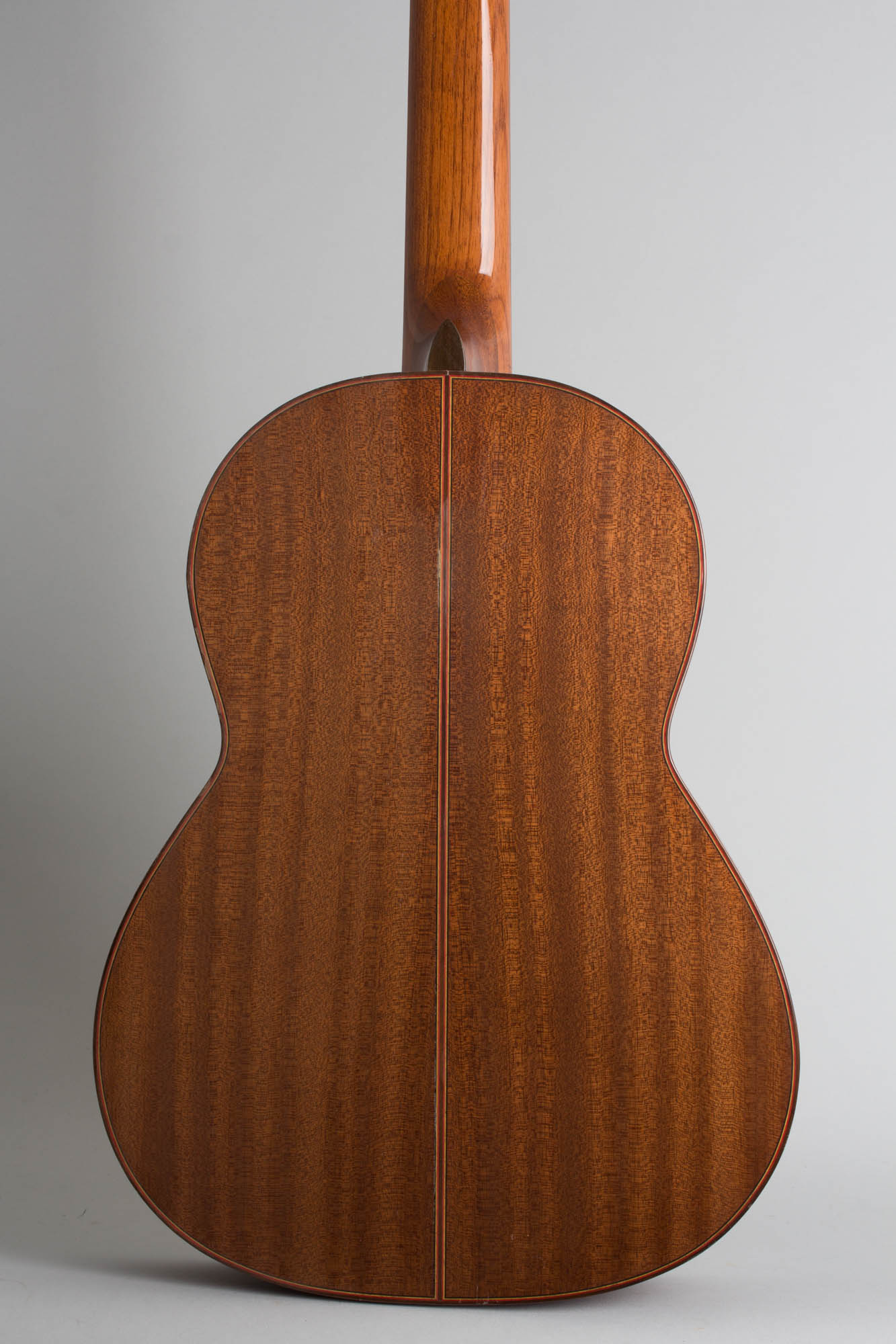 Jose Ramirez R1 Estudio Classical Guitar (1971) | RetroFret