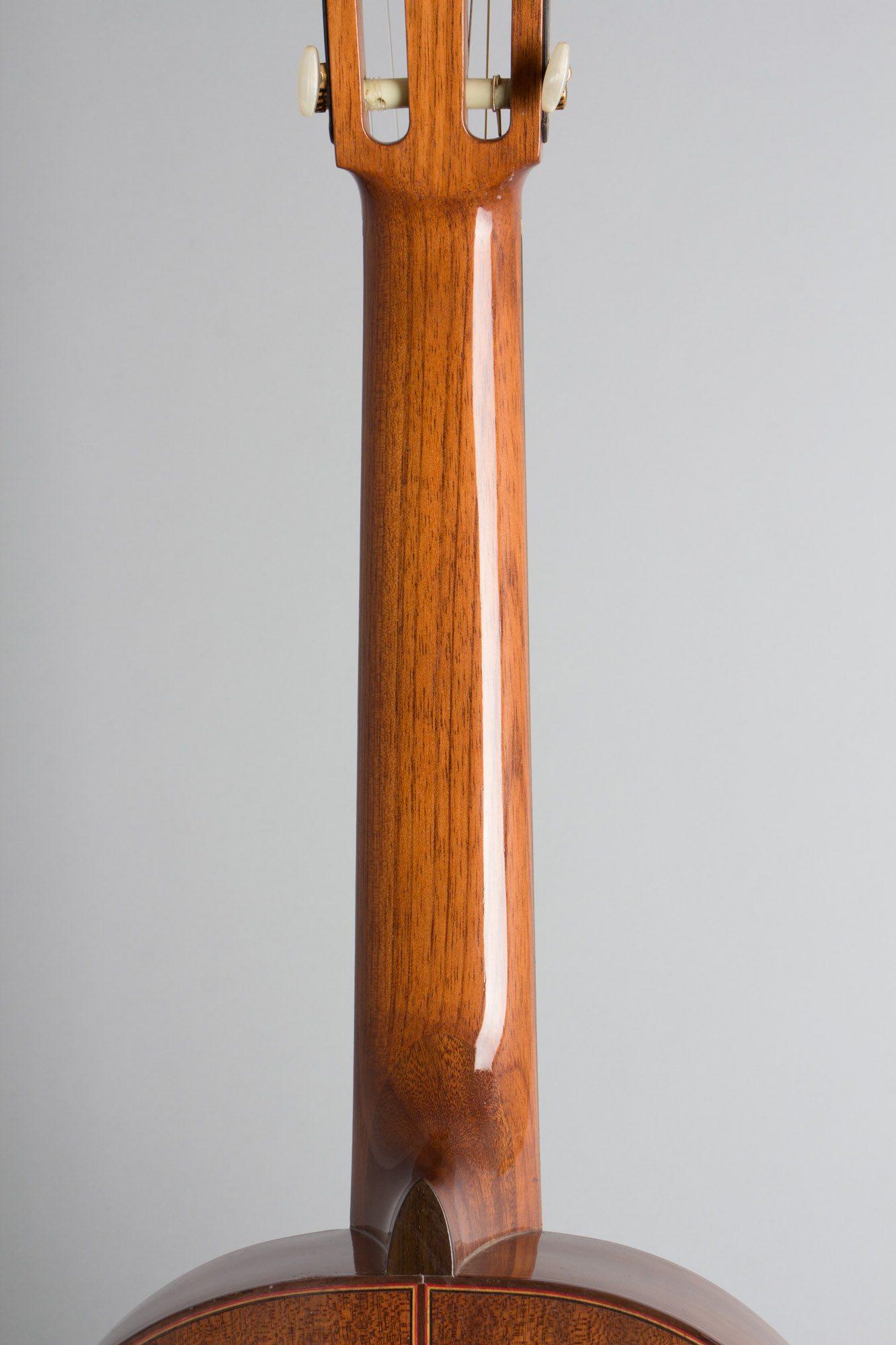 Jose Ramirez R1 Estudio Classical Guitar (1971) | RetroFret