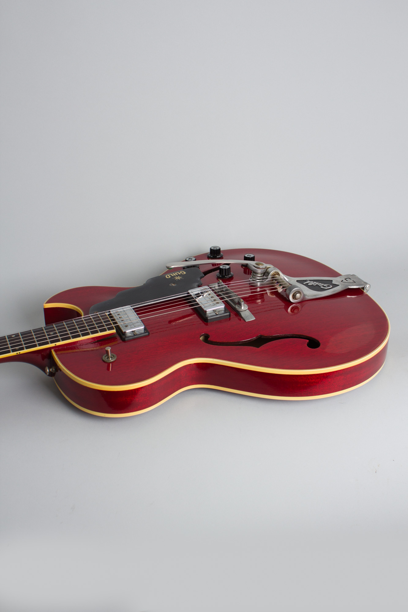 Guild Starfire III Thinline Hollow Body Electric Guitar (1967) | RetroFret