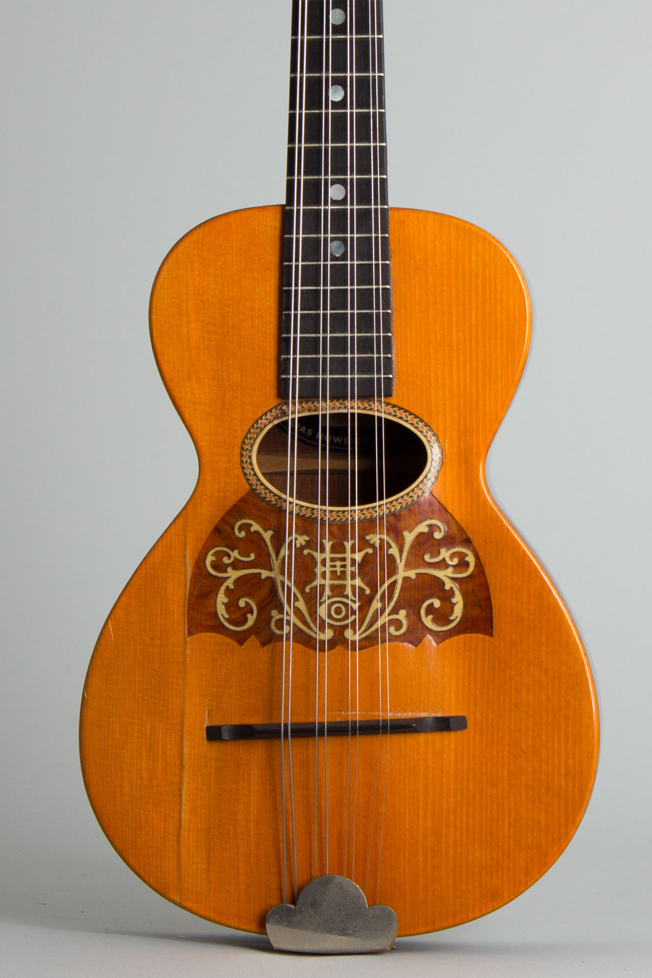 Howe-Orme No. 1730 Arch Top Mandolin , c. 1900 | RetroFret