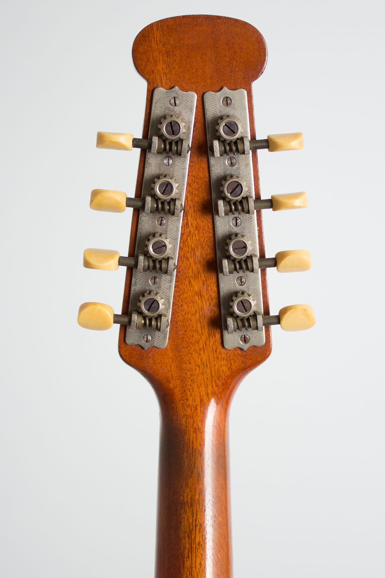 Howe-Orme No. 1730 Arch Top Mandolin , c. 1900 | RetroFret