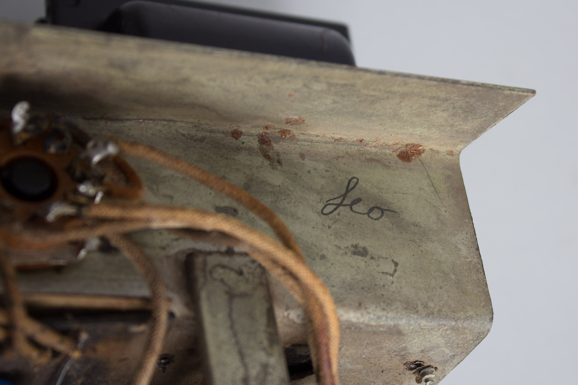 Fender Model 26 Deluxe "Woodie" Tube Amplifier (1946) | RetroFret