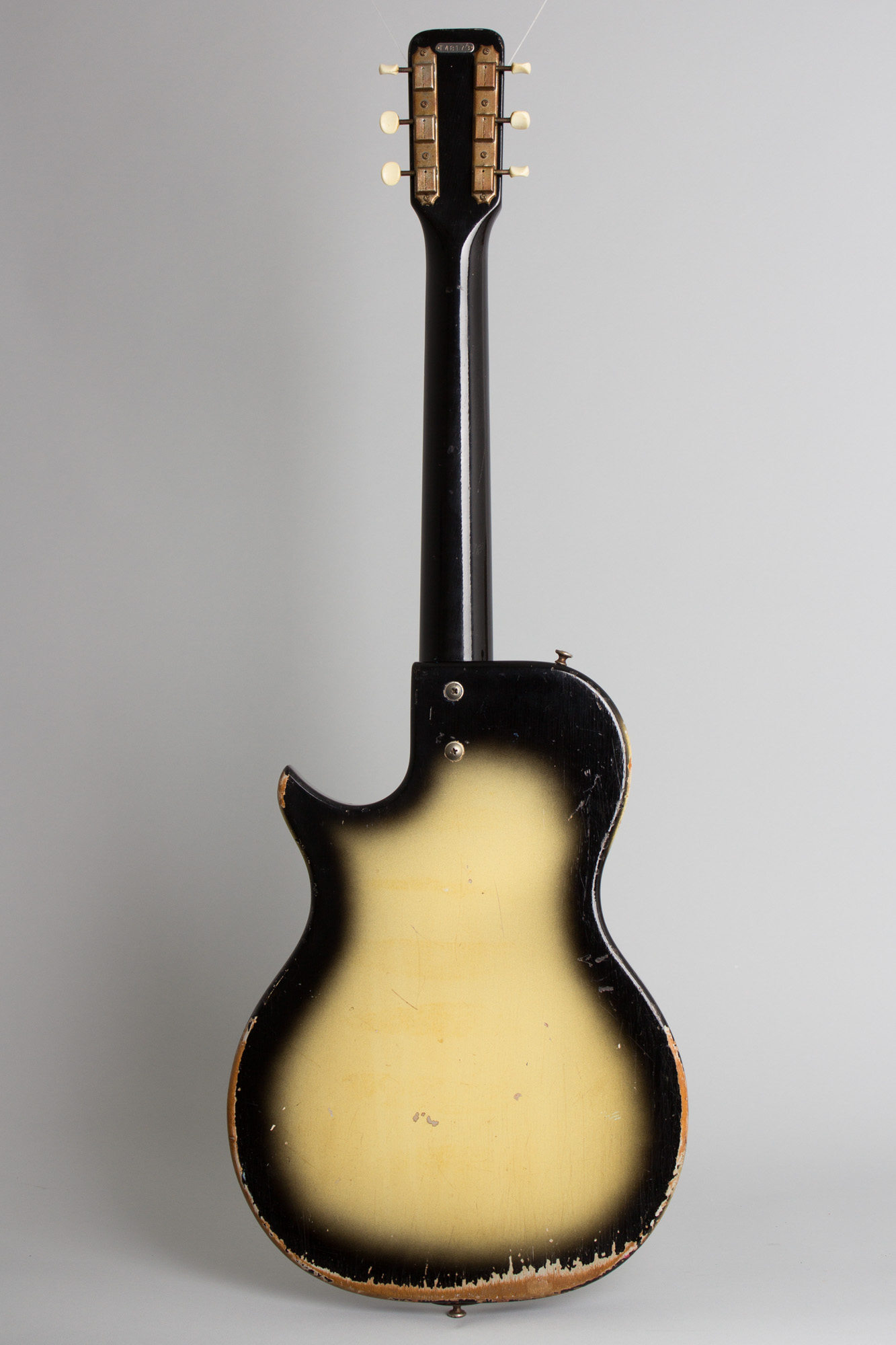 Supro Super Single Model 1507 Solid Body Electric Guitar (1960) | RetroFret