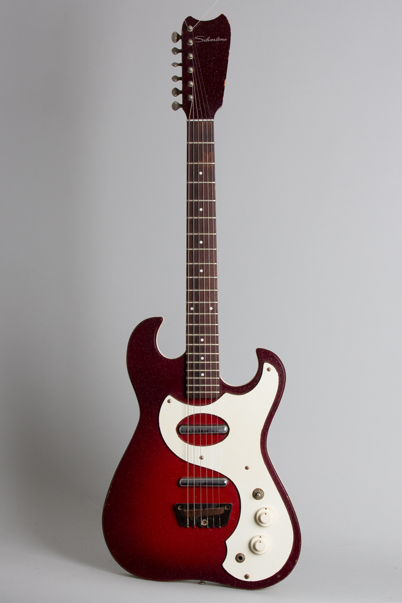 Silvertone Model 1457 Amp-In-Case Semi-Hollow Body Electric Guitar ...