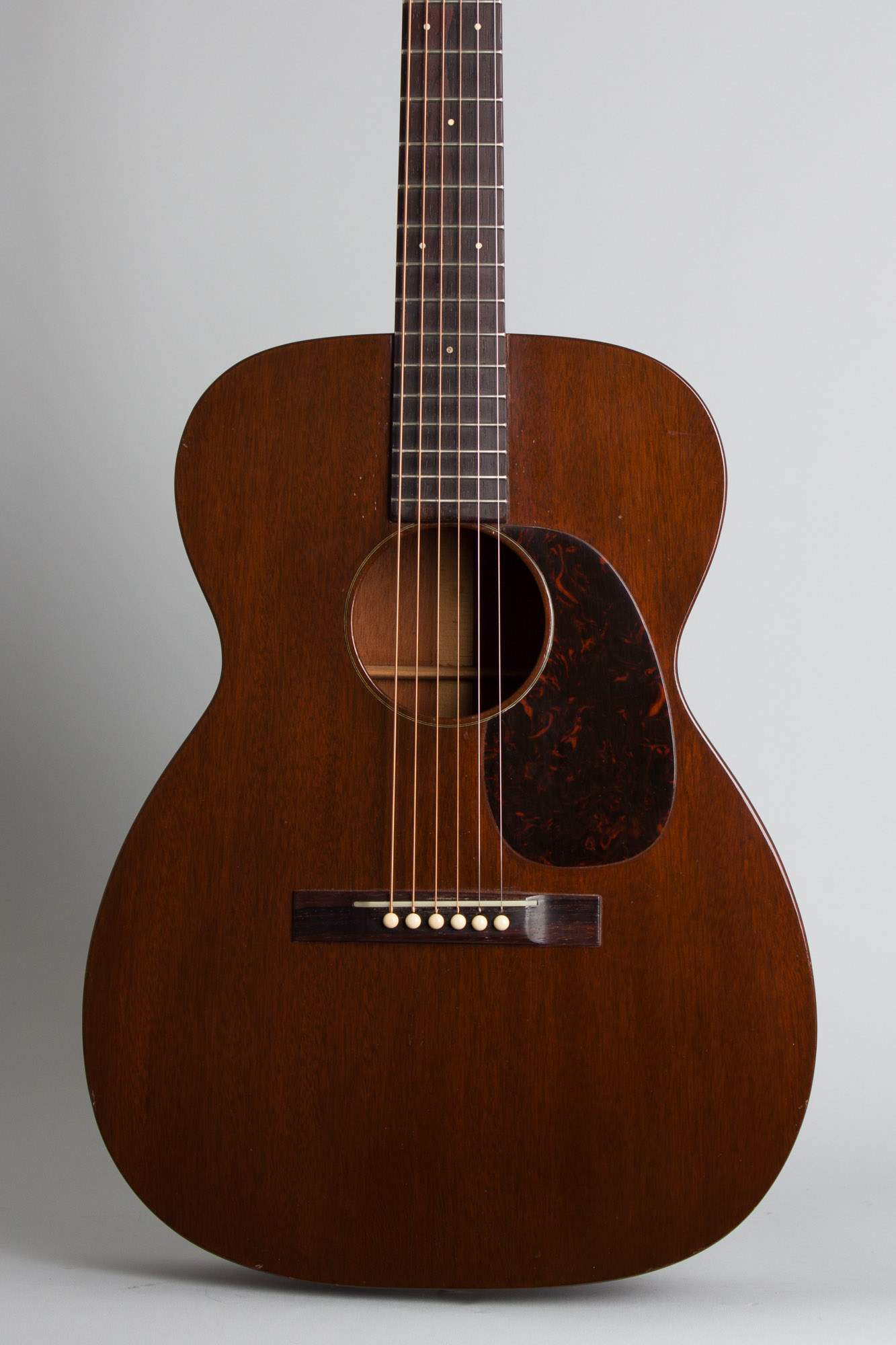 C. F. Martin 00-17 Flat Top Acoustic Guitar (1942) | RetroFret
