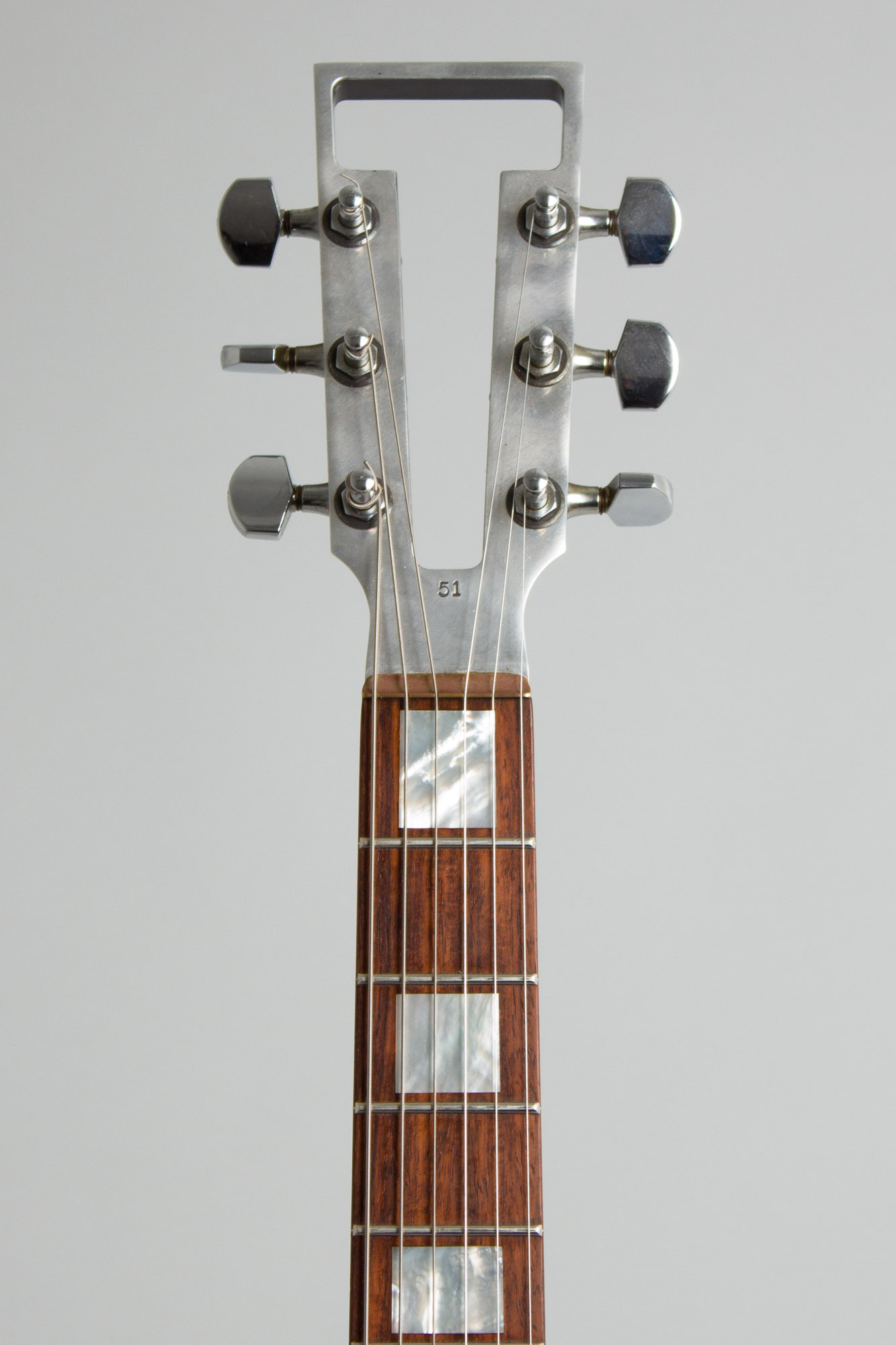 Travis Bean TB-3000 Wedge Solid Body Electric Guitar (1978) | RetroFret