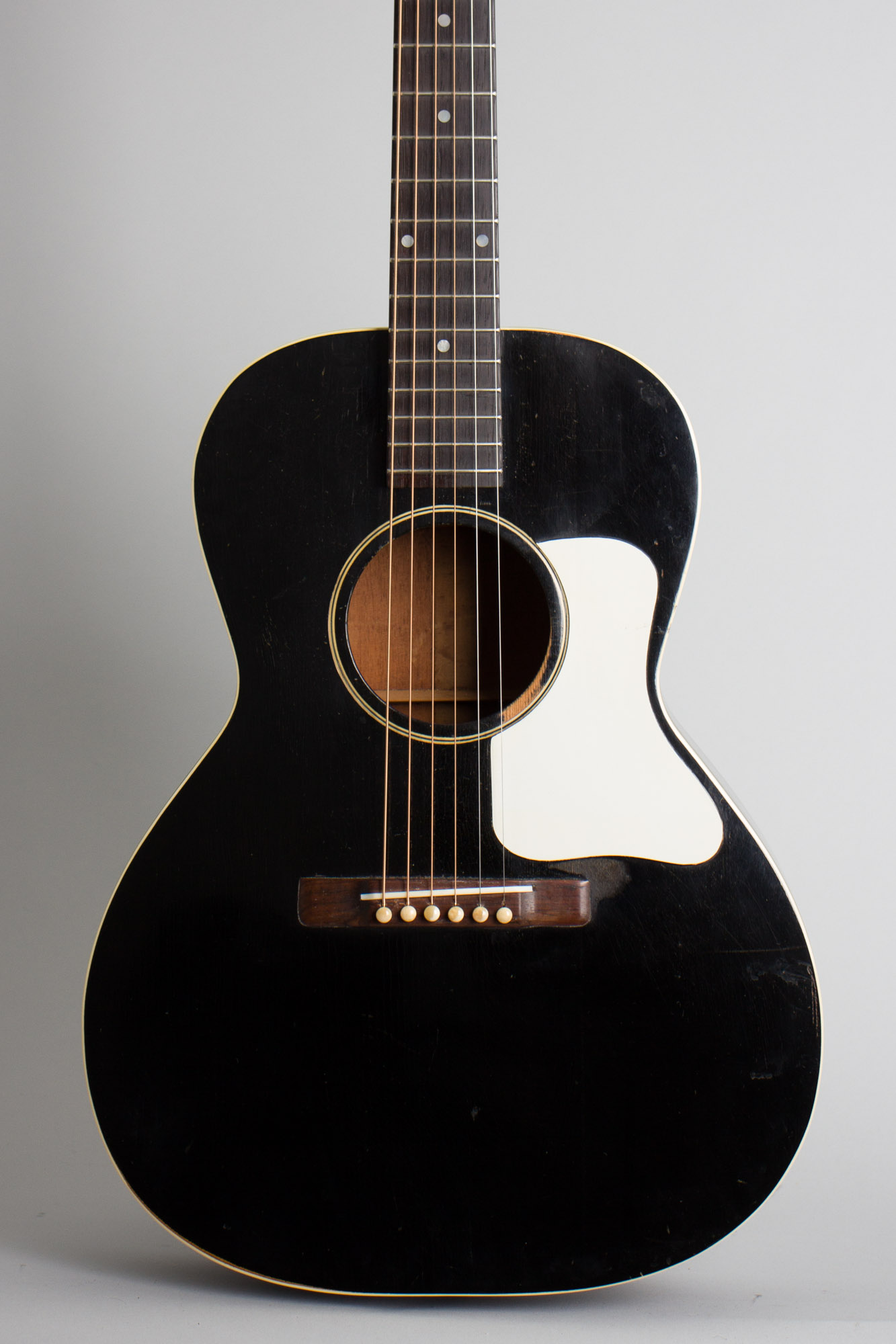 Gibson L-00 Flat Top Acoustic Guitar (1933) | RetroFret