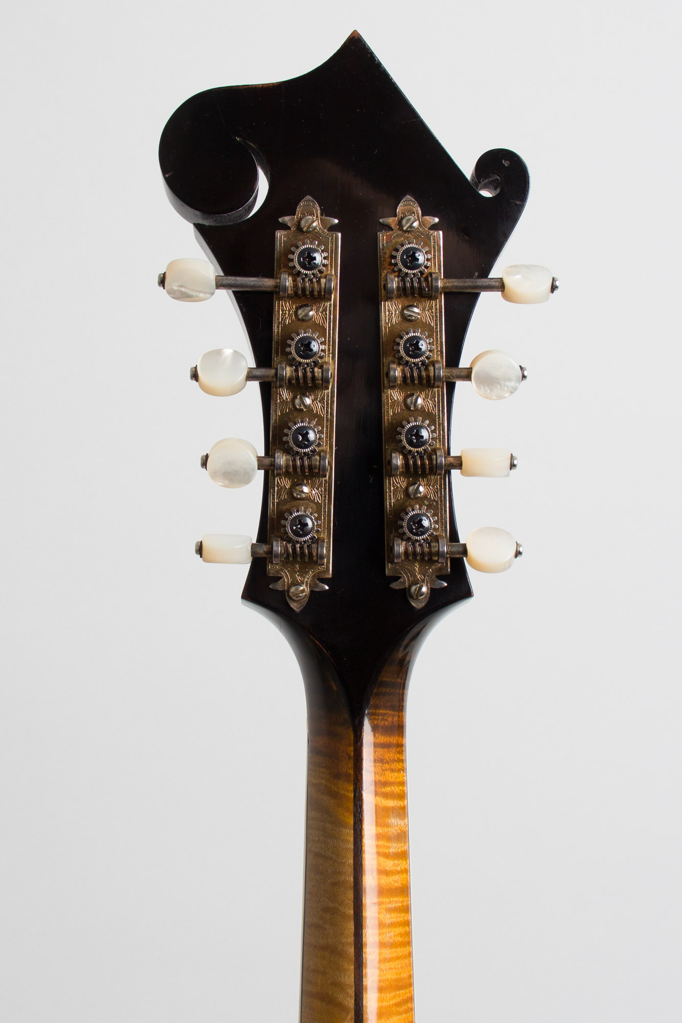 Gilchrist Model 5 Carved Top Mandolin (2000) | RetroFret