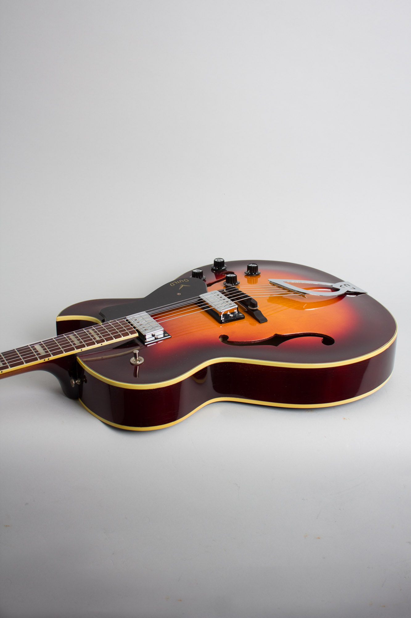 Guild CE-100-D Arch Top Hollow Body Electric Guitar (1963) | RetroFret