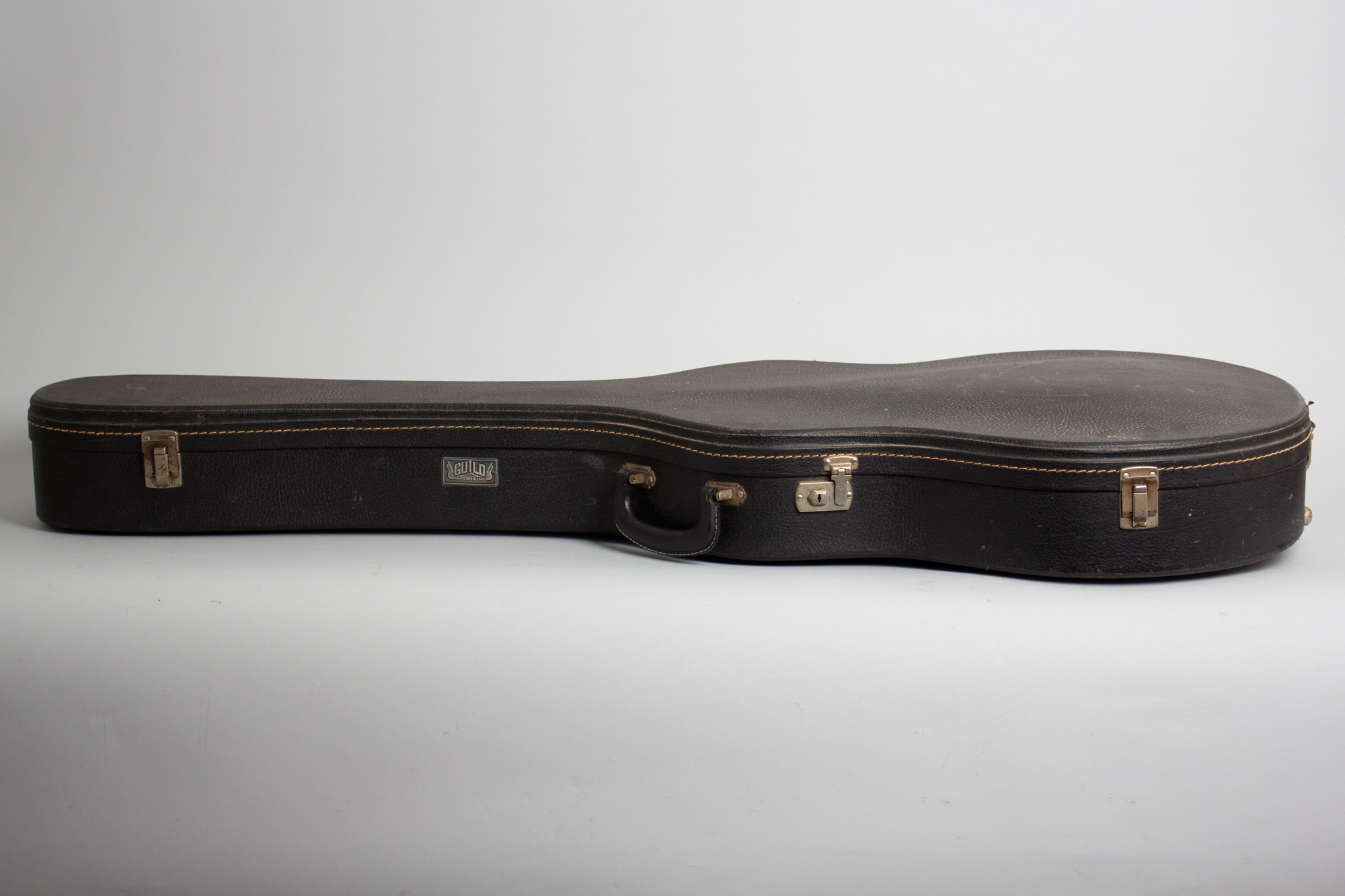 Guild CE-100-D Arch Top Hollow Body Electric Guitar (1963) | RetroFret