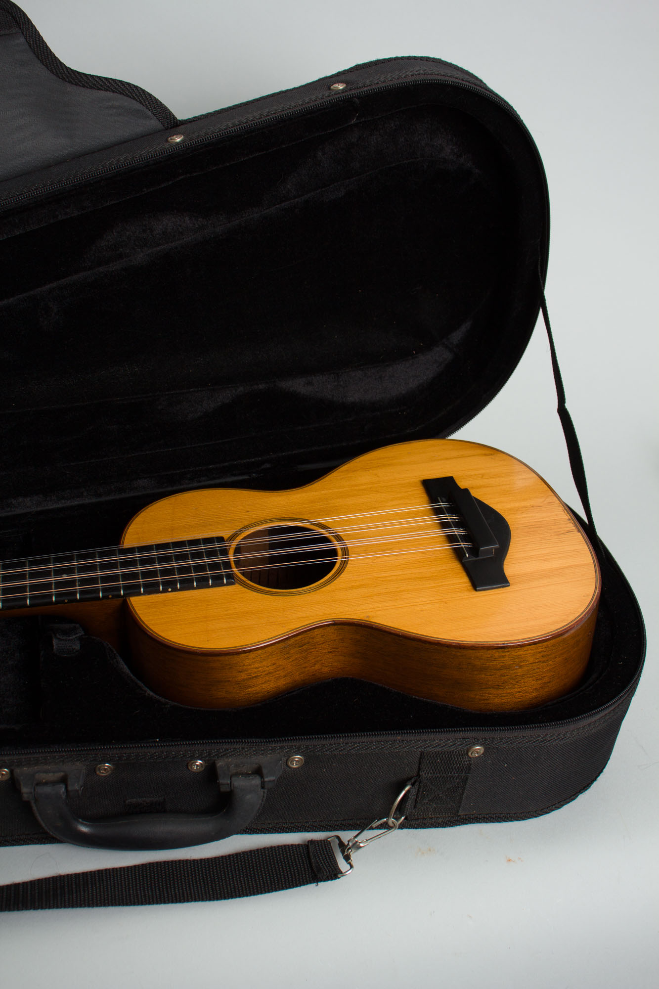 C. F. Martin T-18 Tiple (1924) | RetroFret