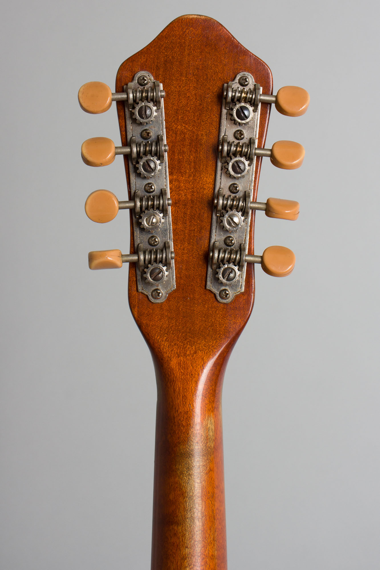 C. F. Martin 2-15 Carved Top Mandolin (1949) | RetroFret