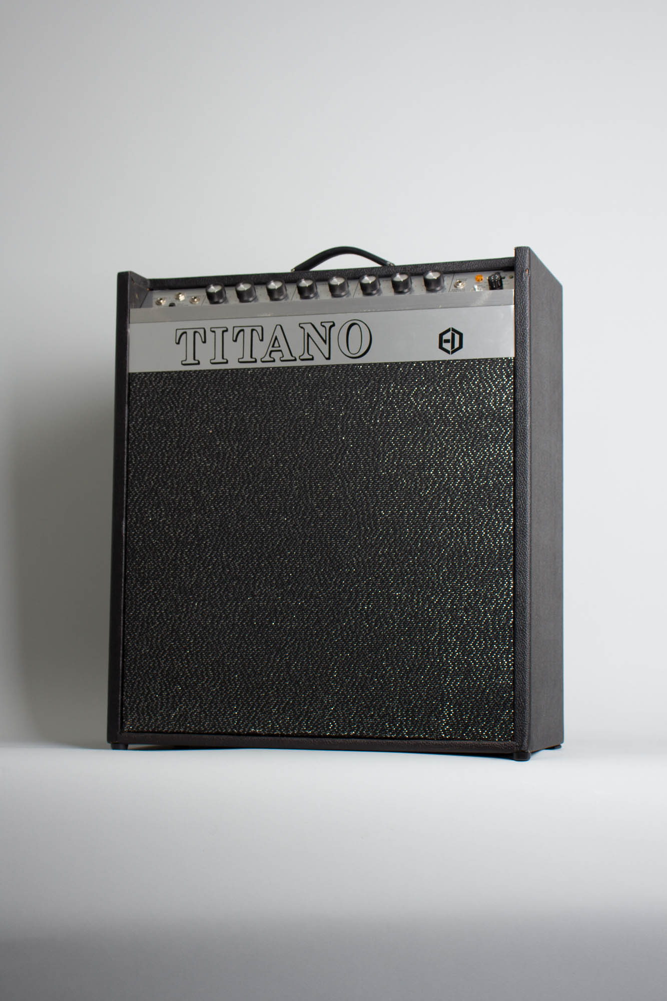 Titano Tube Amplifier, made by Audio Guild Corporation (1972) | RetroFret