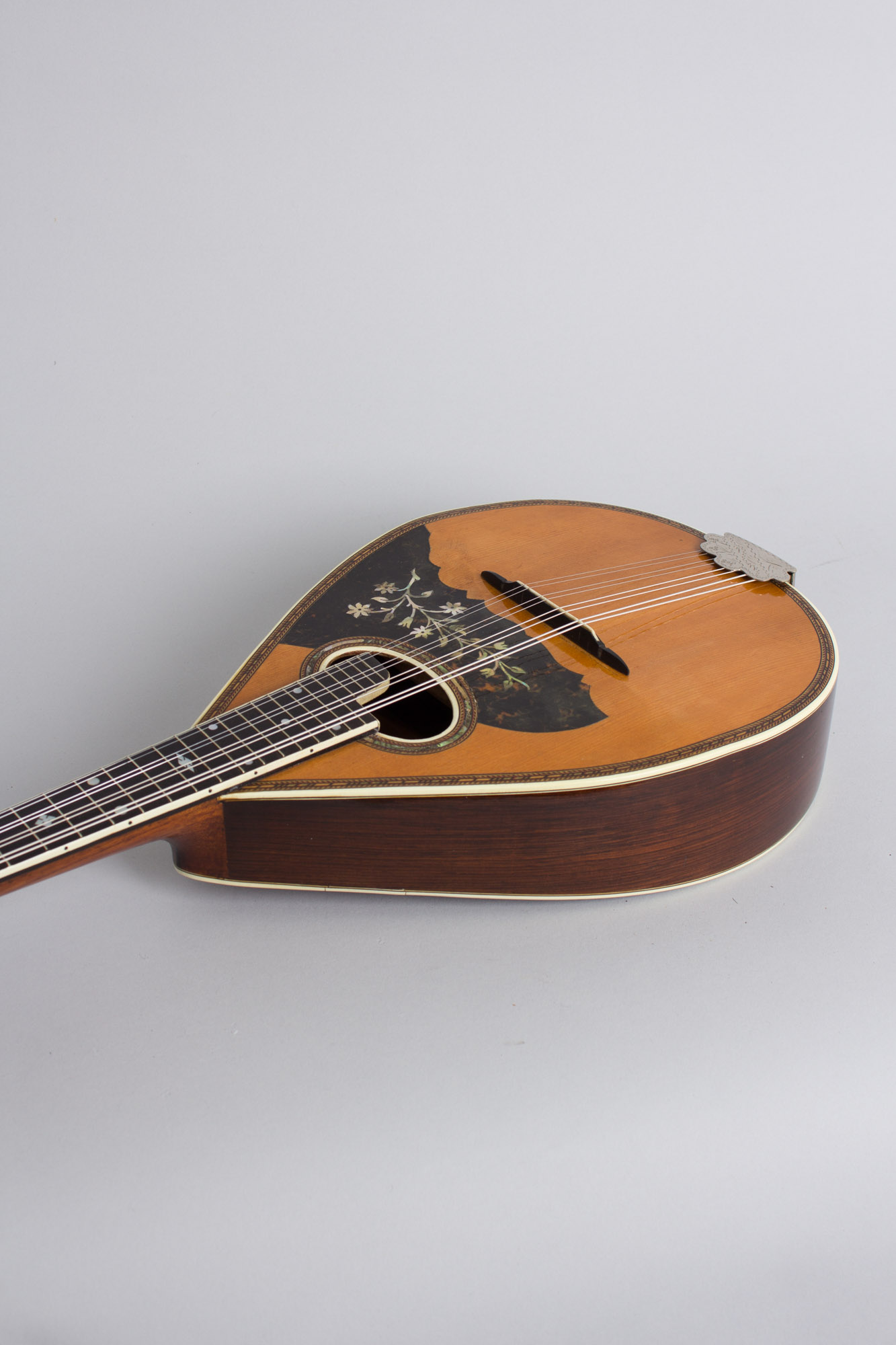 Maurer Flat Back, Bent Top Mandolin, made by Larson Brothers (1922 ...