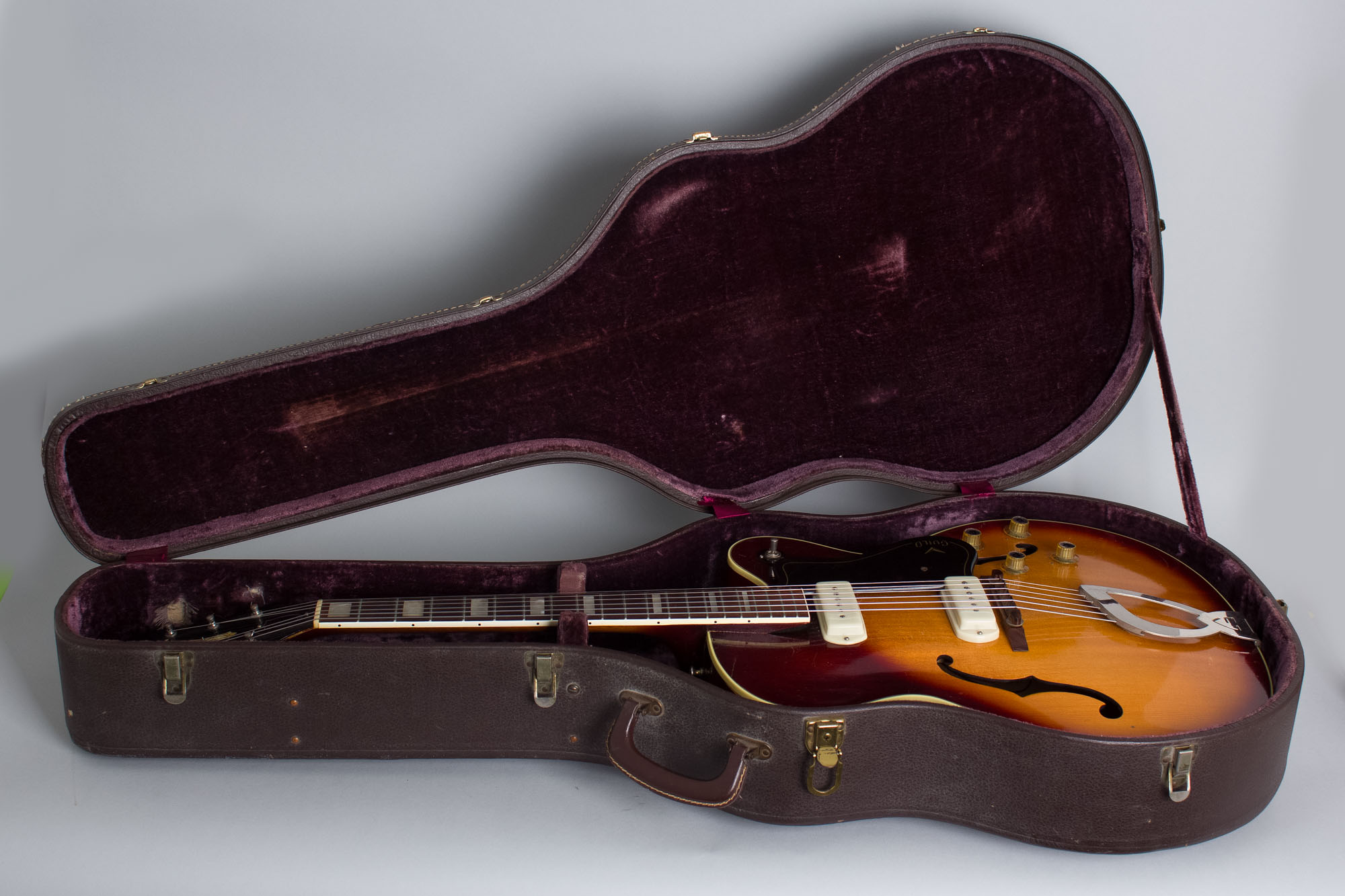 Guild X-175 Arch Top Hollow Body Electric Guitar (1961) | RetroFret