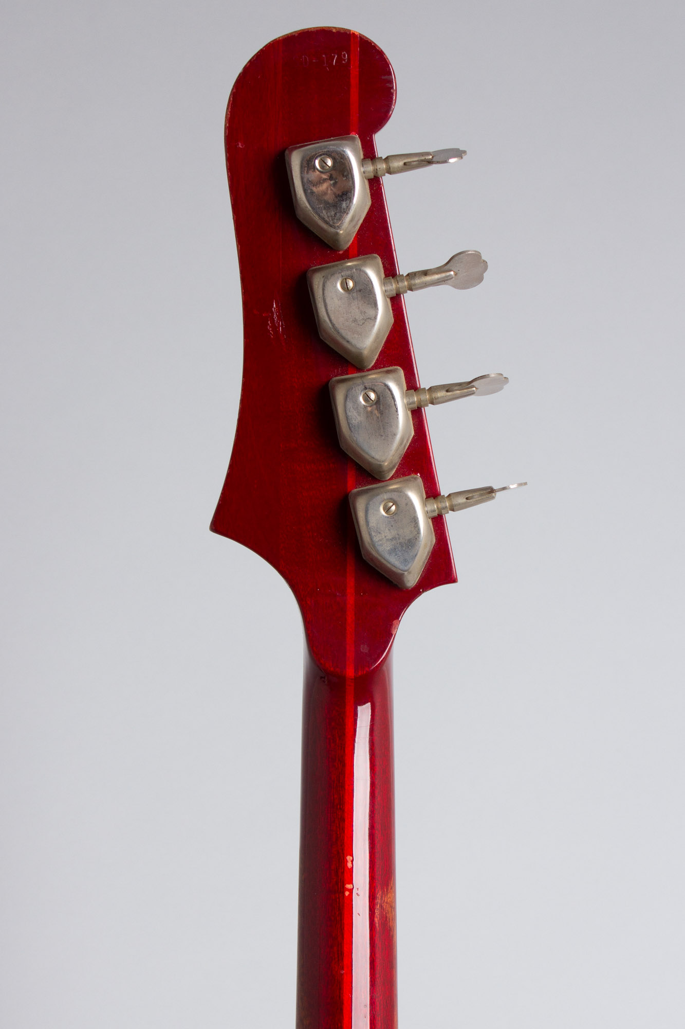 Guild Jet Star Solid Body Electric Bass Guitar (1966) | RetroFret