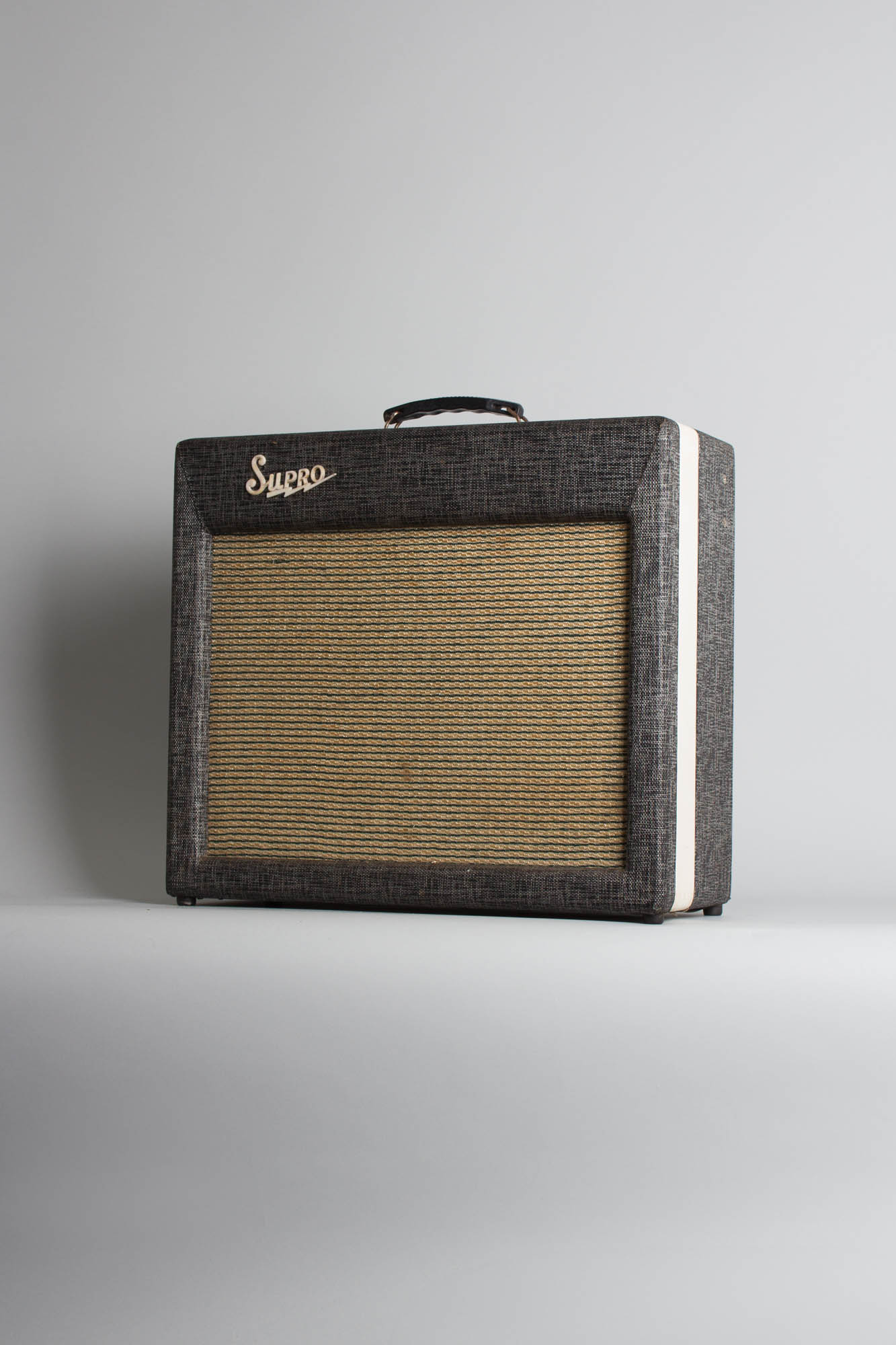 Supro Model 1690T Coronado Tube Amplifier (1961) | RetroFret