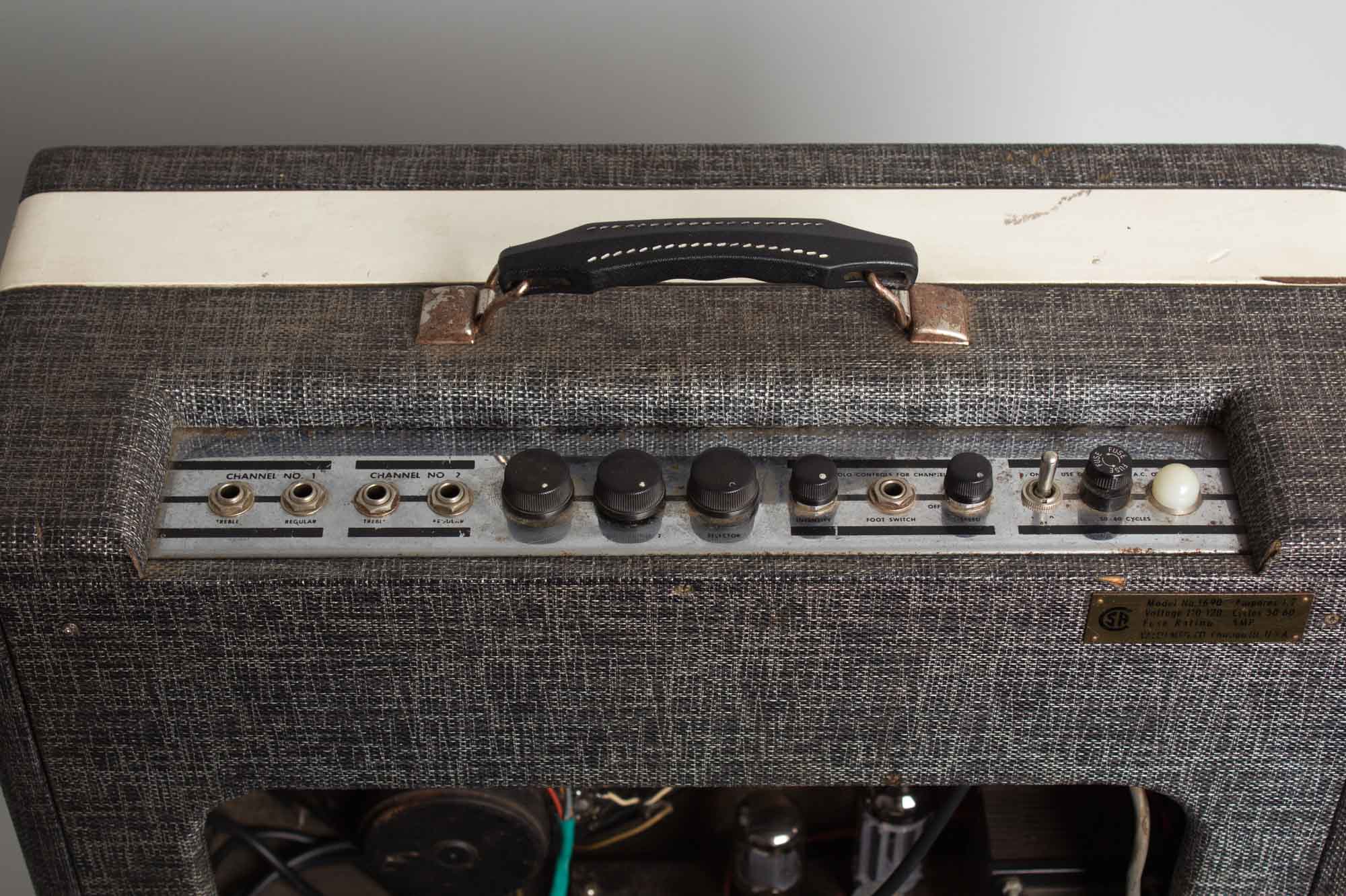 Supro Model 1690T Coronado Tube Amplifier (1961) | RetroFret