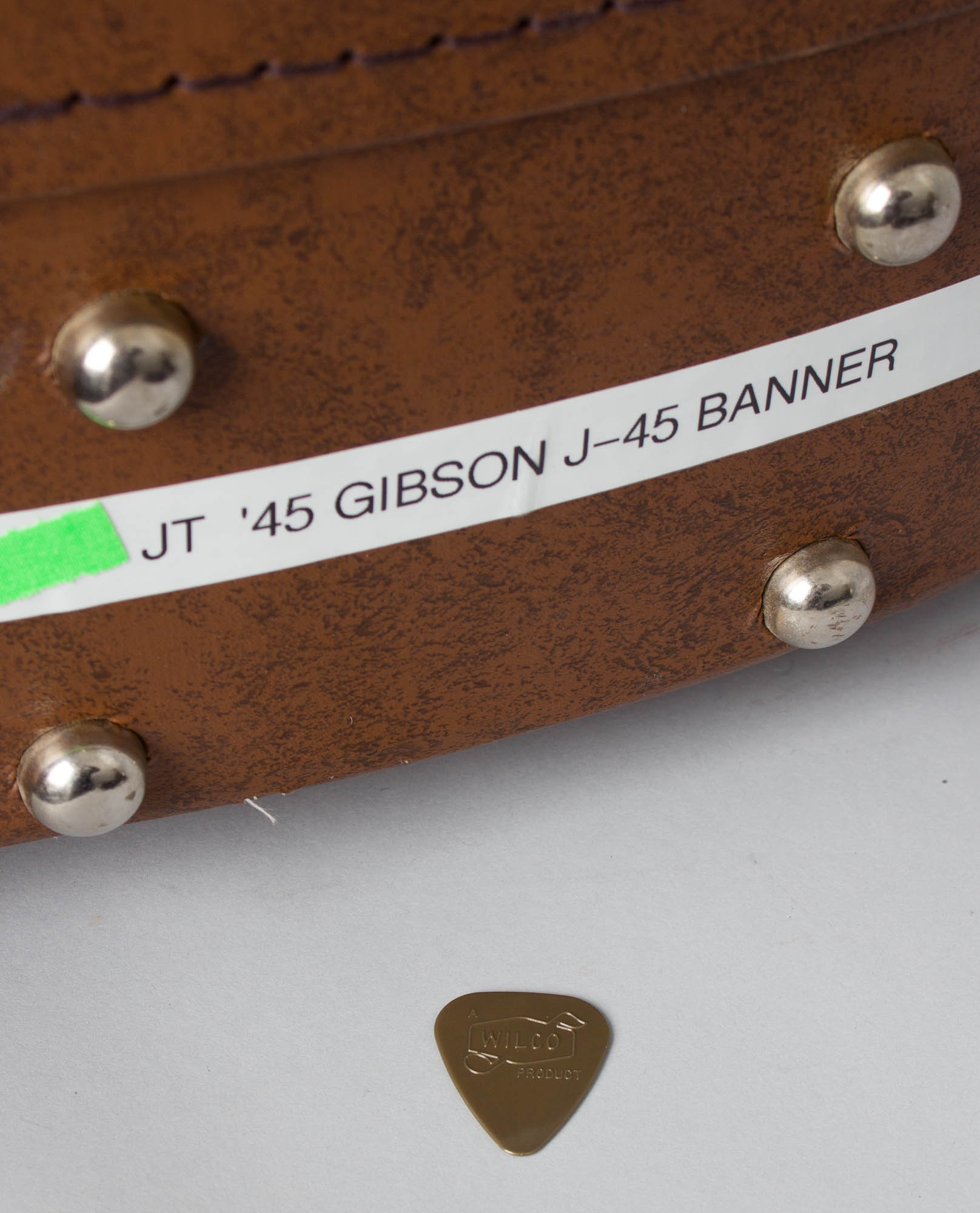 Gibson J-45 Banner Owned and Used by Jeff Tweedy of Wilco Flat Top ...