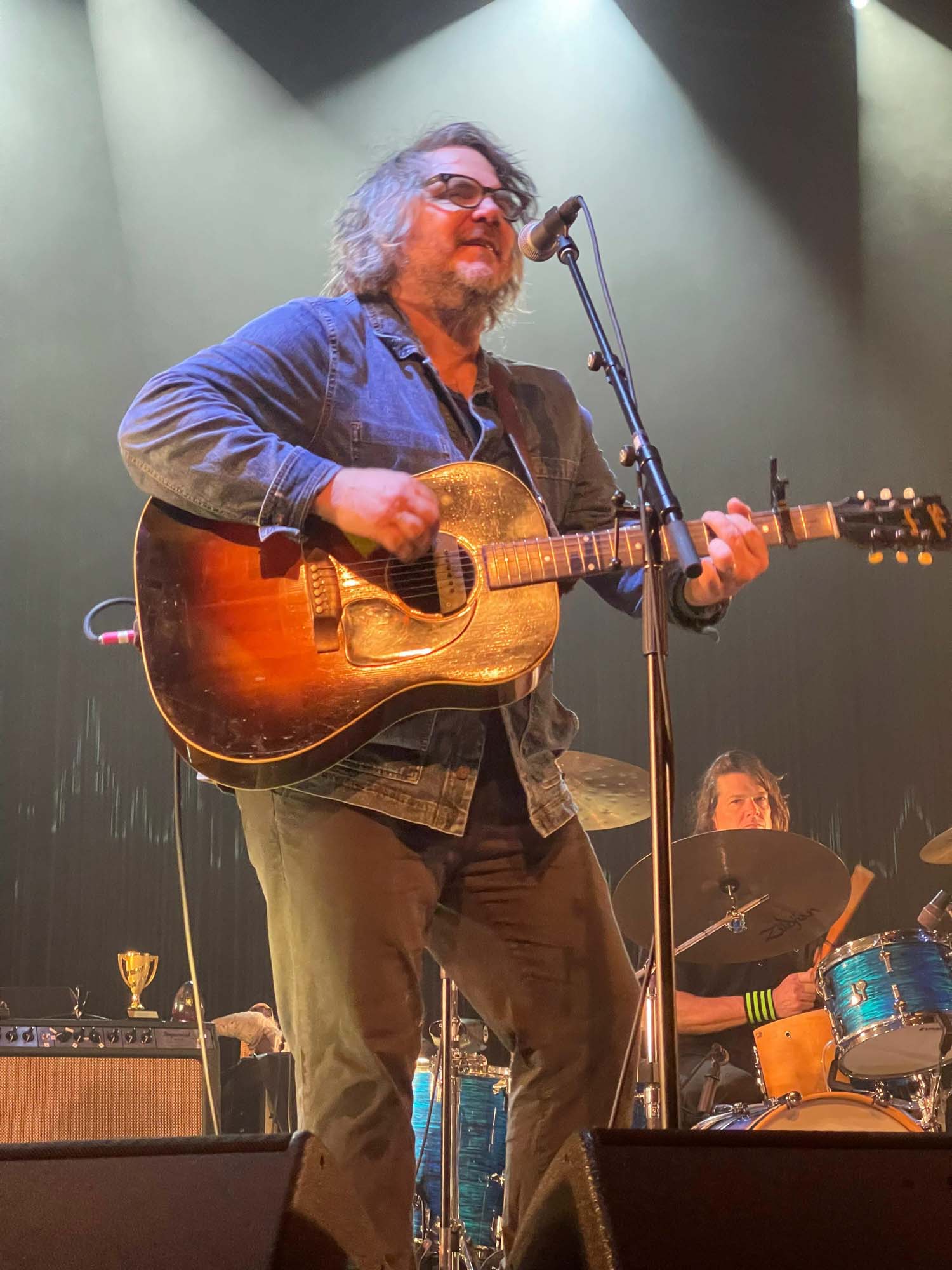 Gibson J-45 Banner Owned and Used by Jeff Tweedy of Wilco Flat Top ...