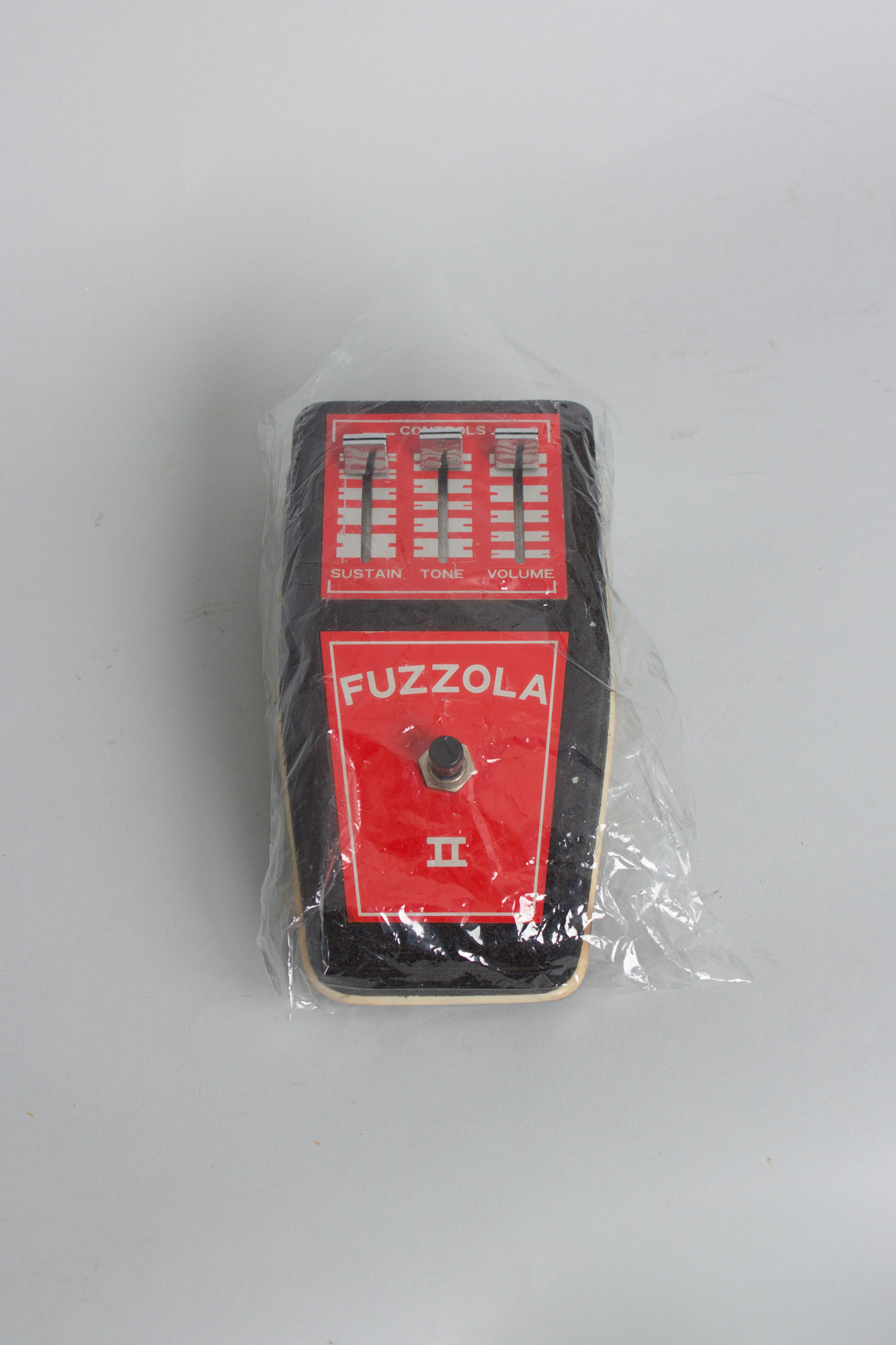 Sam Ash Fuzzola Owned and Used by Tom Verlaine Fuzz Effect, c. 1970 ...