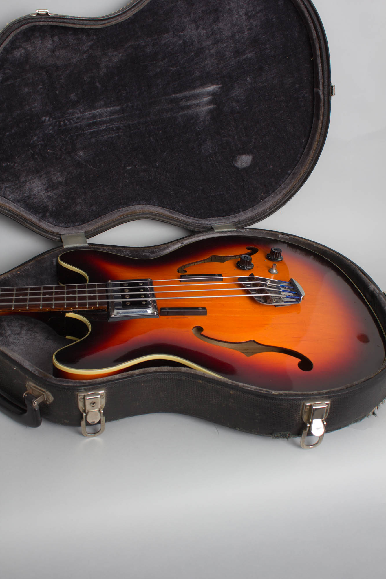 Guild Starfire Bass Semi-Hollow Body Electric Bass Guitar (1967 ...