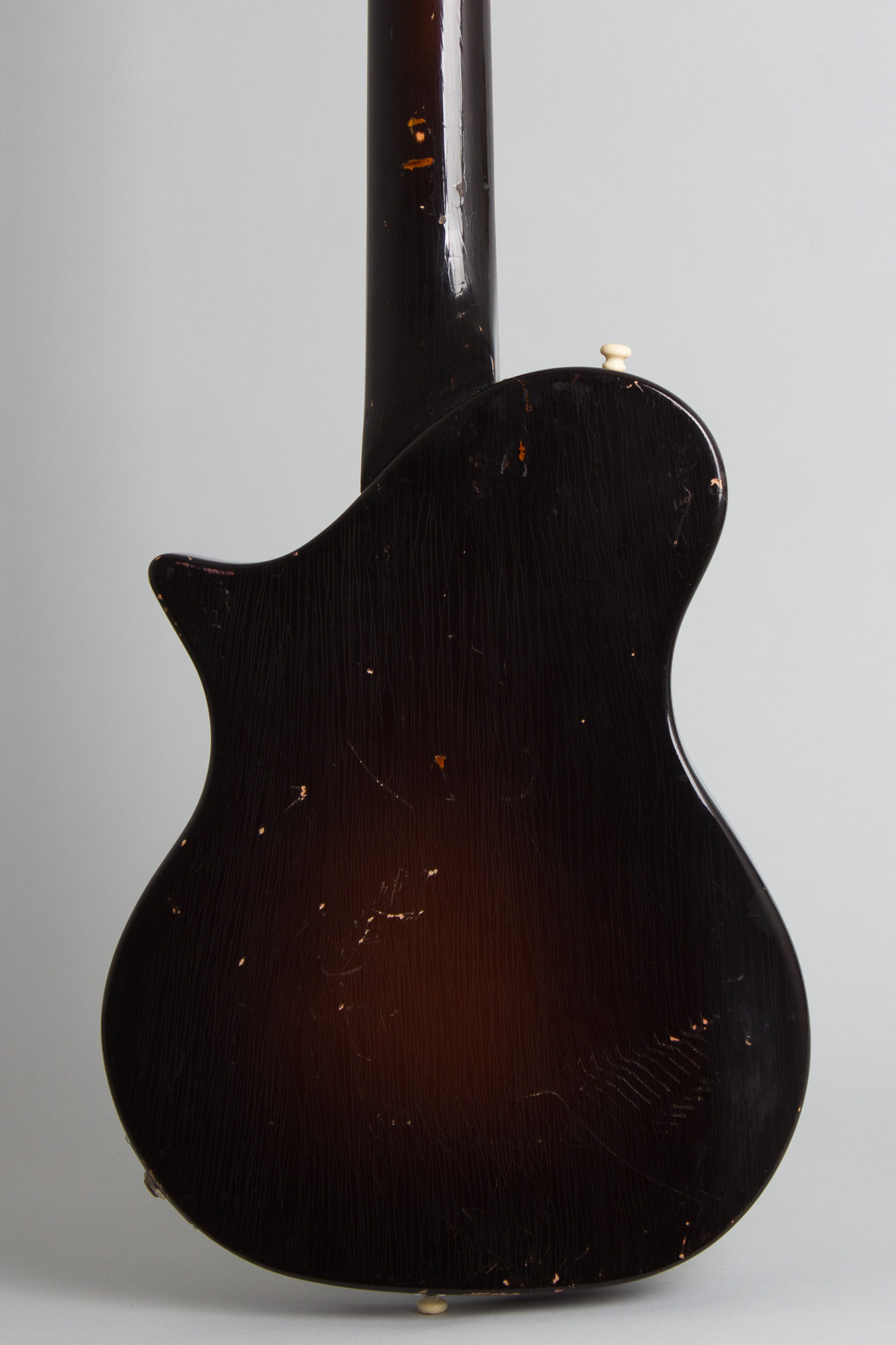 Magnatone Mark III Deluxe Solid Body Electric Guitar (1957) | RetroFret