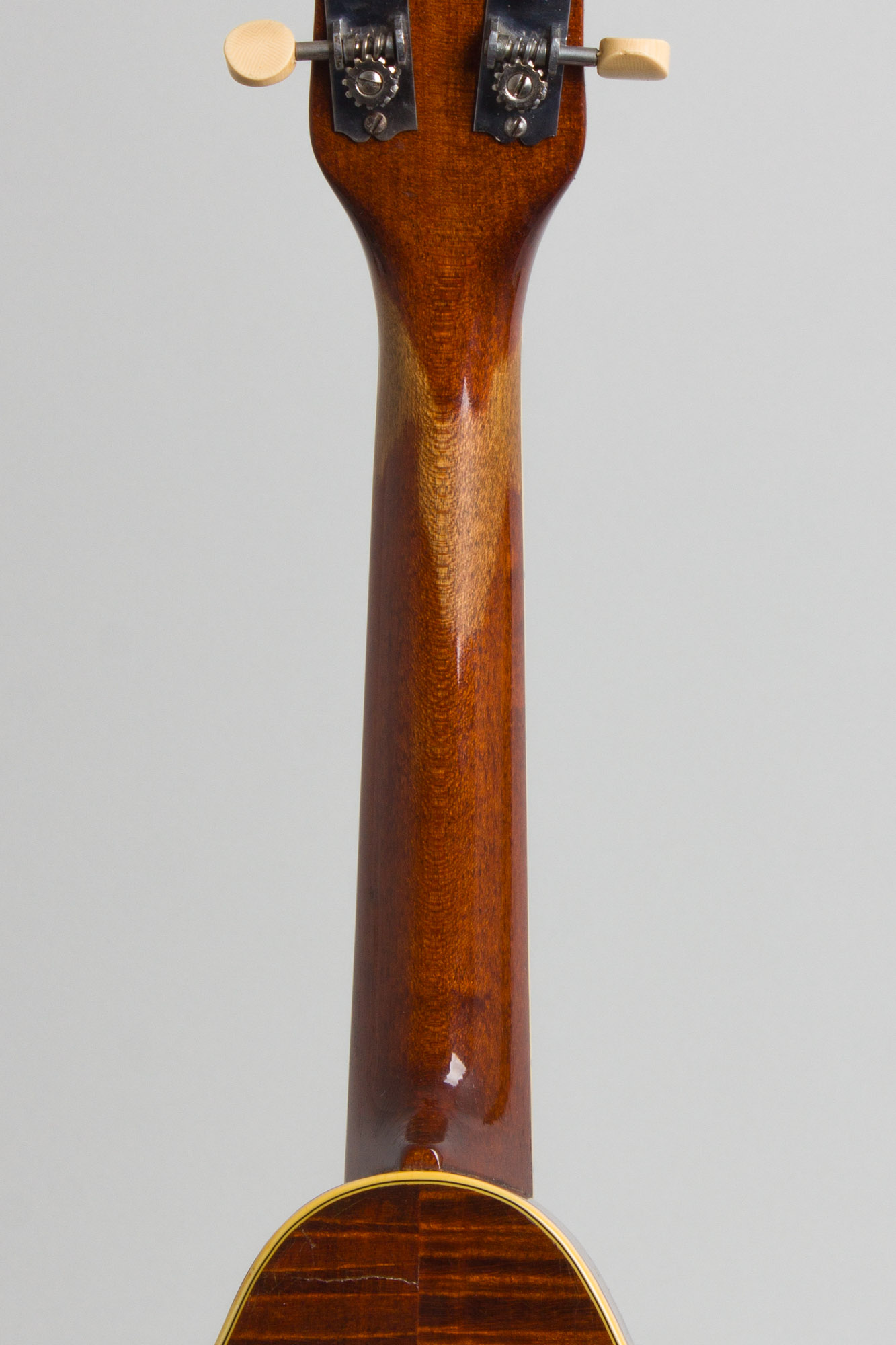 C. F. Martin Style 2-30 Carved Top Mandolin (1939) | RetroFret