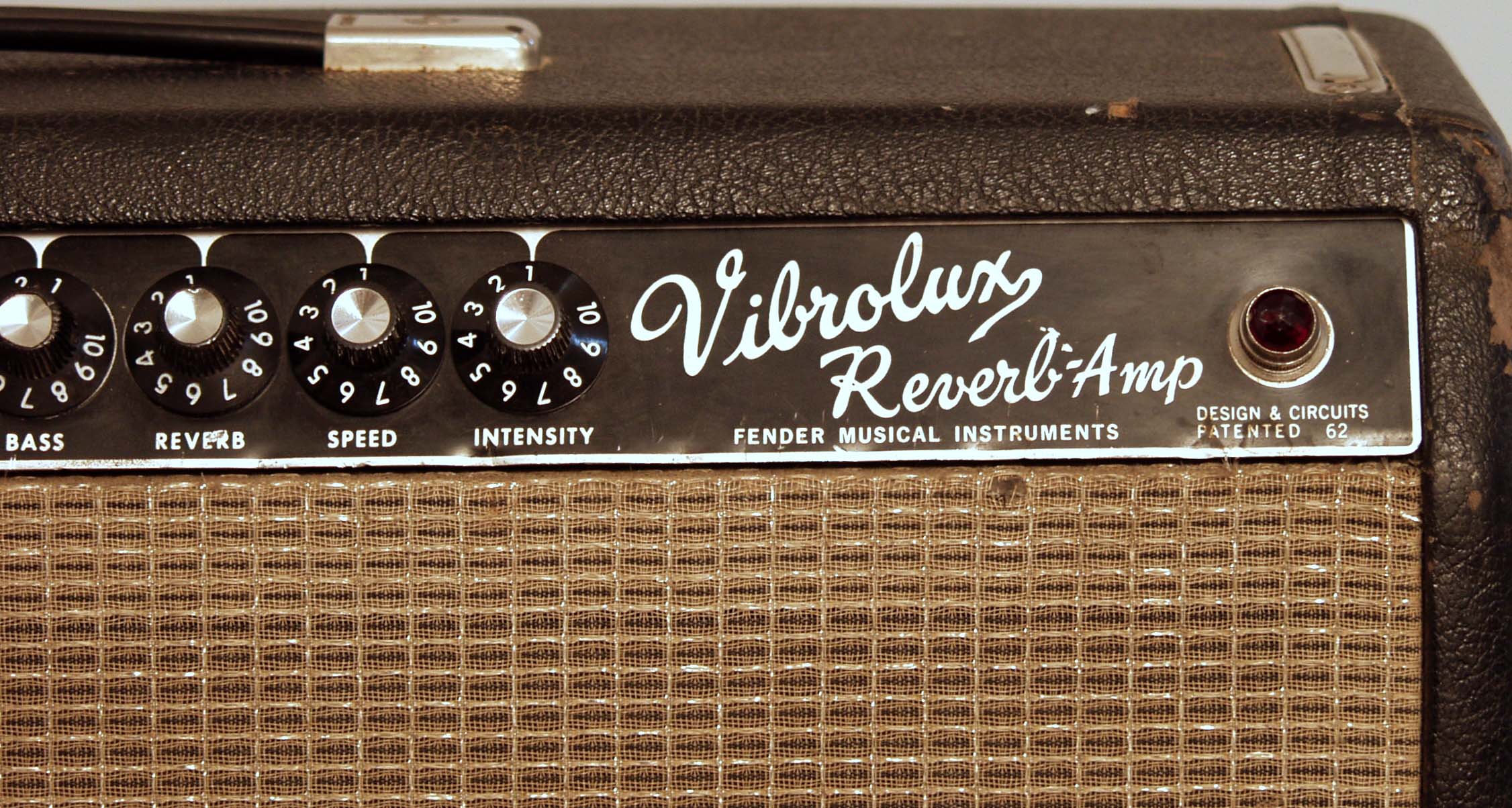 Fender Vibrolux Reverb Tube Guitar Amplifier (1965) | RetroFret
