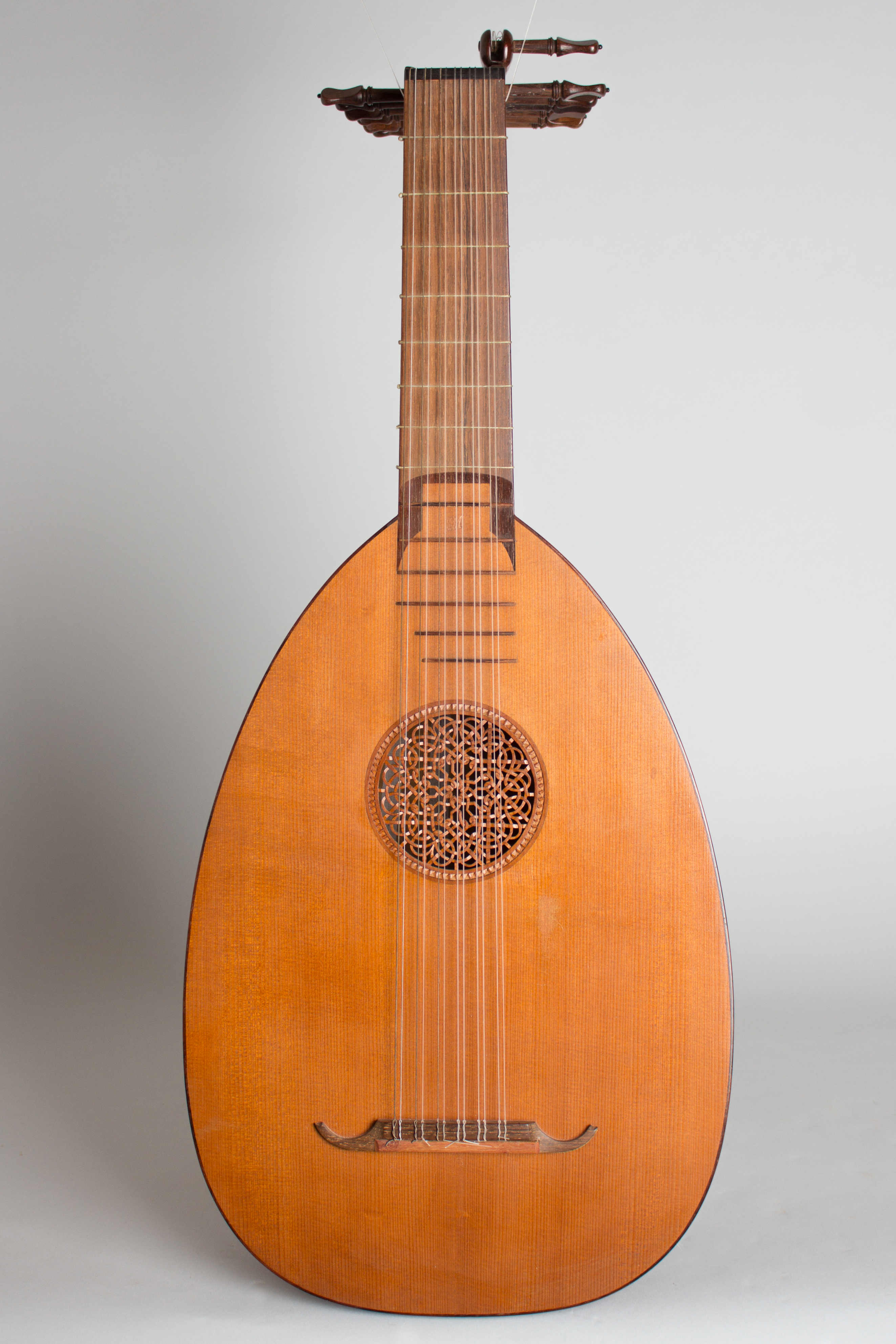 7 Course Renaissance Lute , c. 1960 | RetroFret