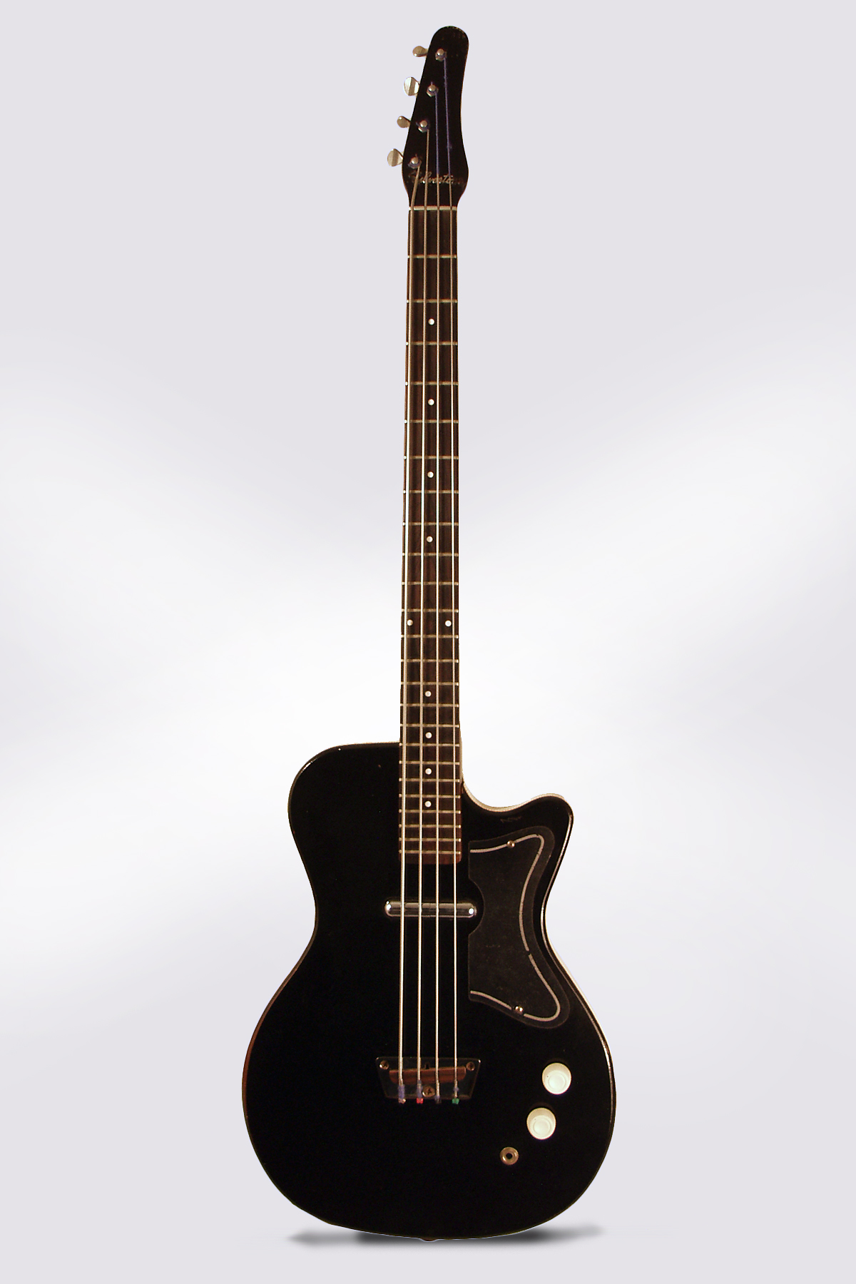 Silvertone Model 1444 Electric Bass Guitar, made by Danelectro (1965 ...
