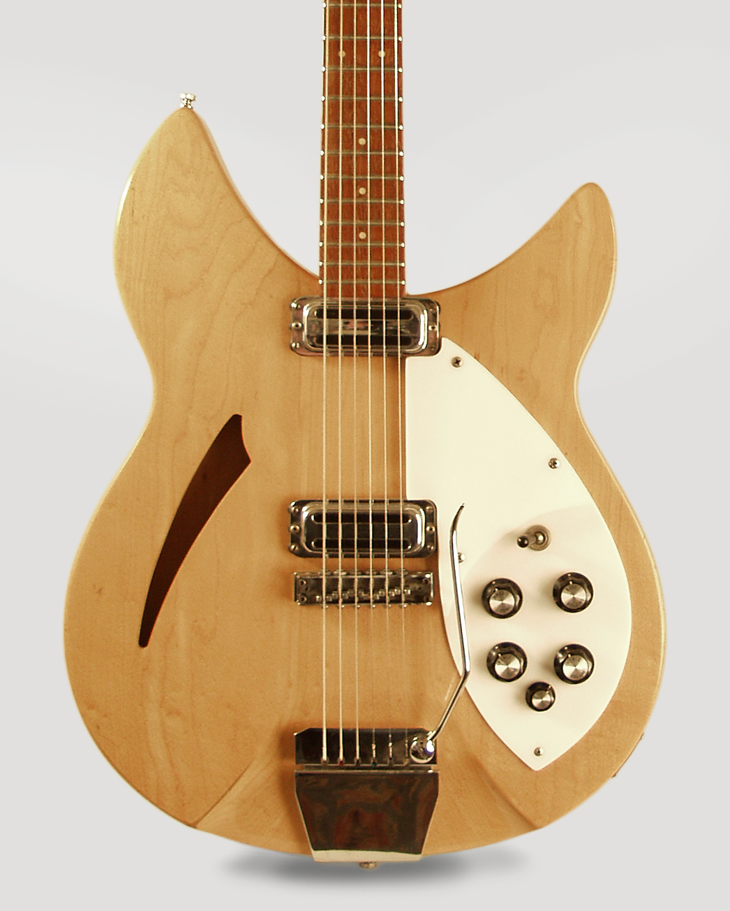 Rickenbacker Model 335 Semi-Hollow Body Electric Guitar (1966) | RetroFret