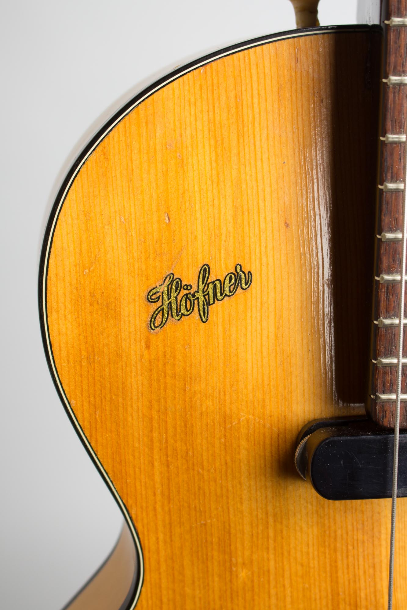 Hofner Club 50 Arch Top Hollow Body Electric Guitar , c. 1959 | RetroFret