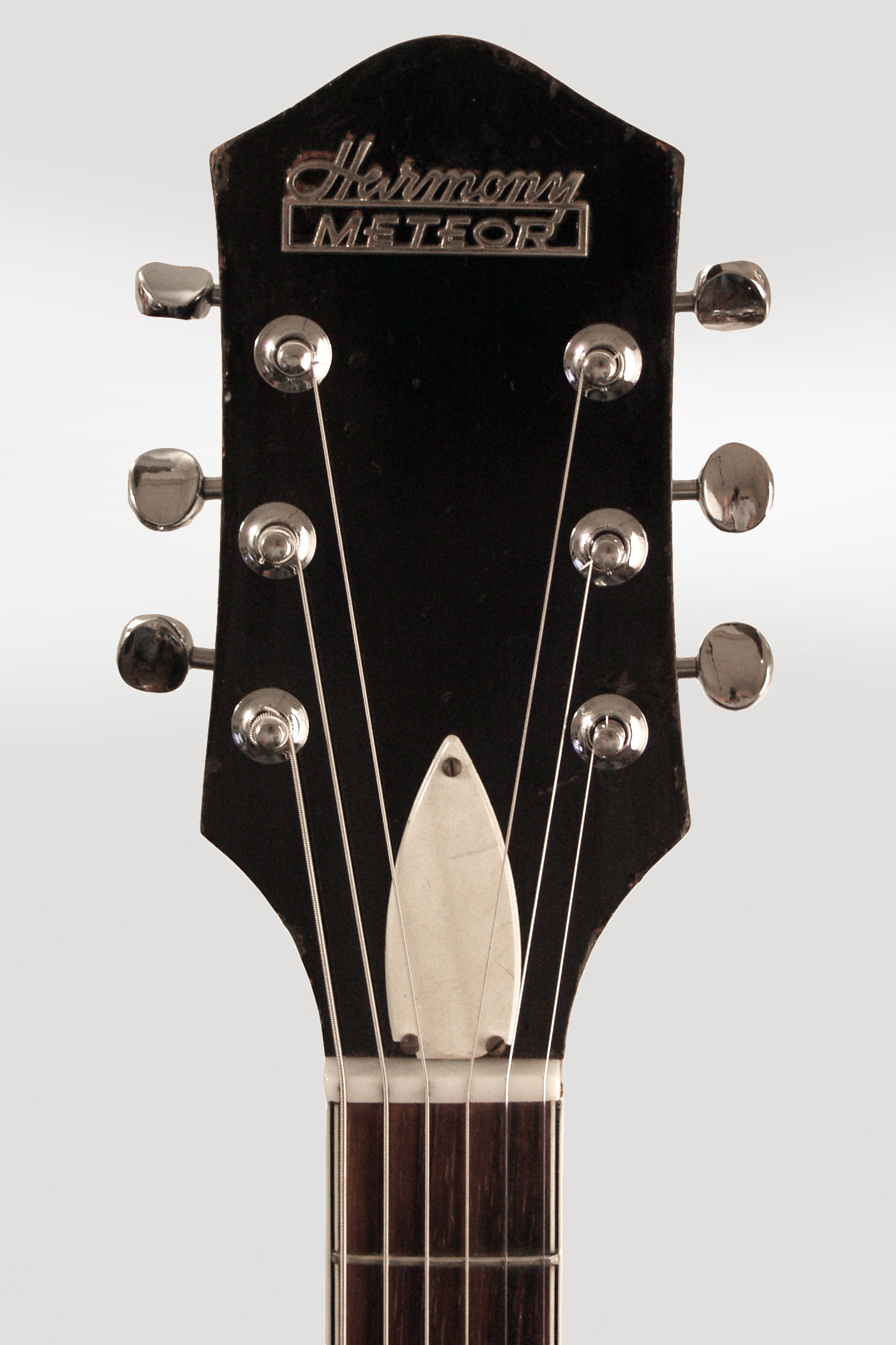 Harmony Meteor H-70 Arch Top Hollow Body Electric Guitar (1966) | RetroFret