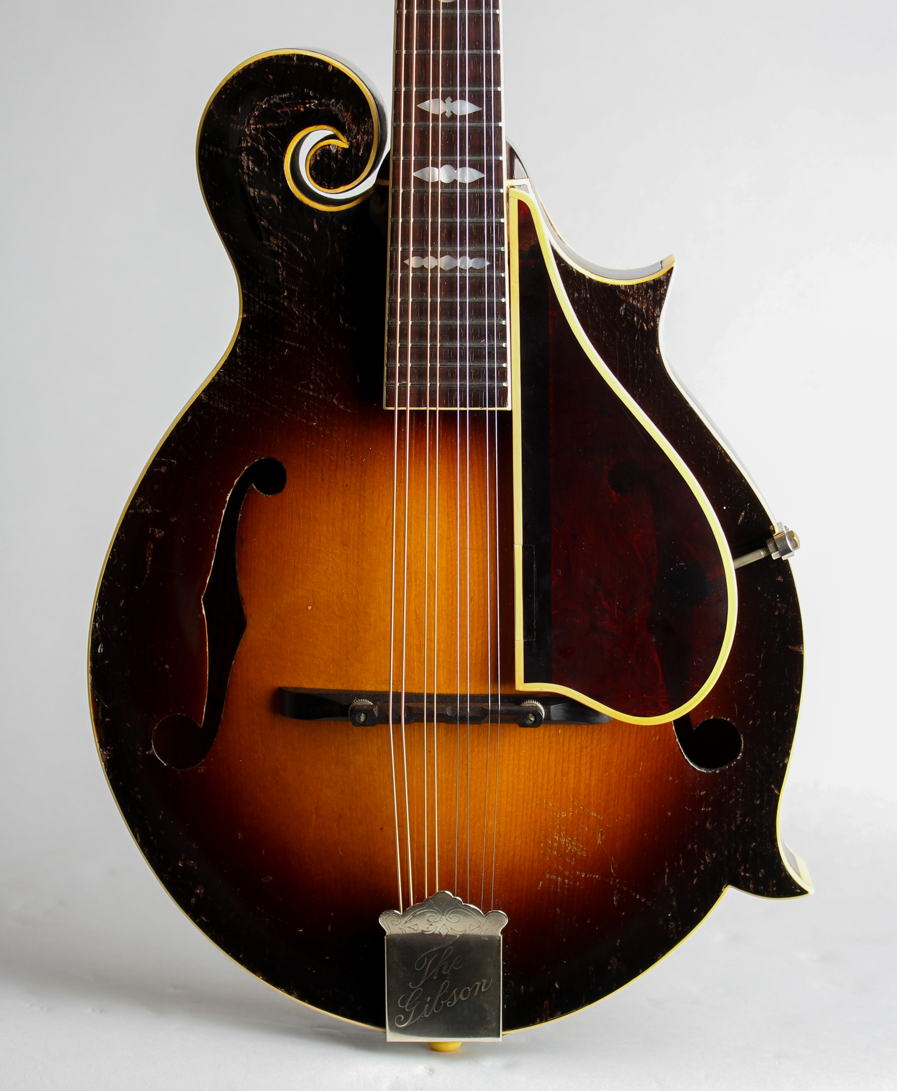 Gibson F-7 Carved Top Mandolin (1937) | RetroFret