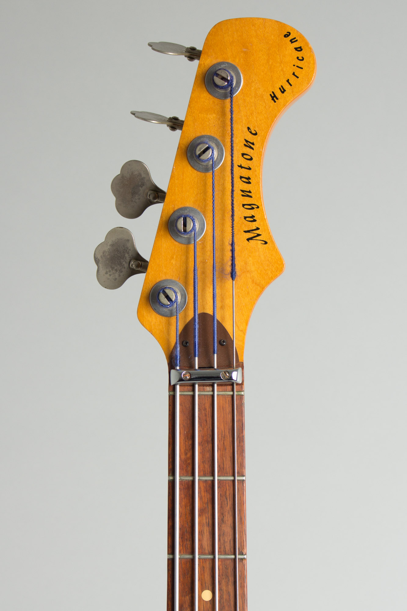 Magnatone Hurricane X-10 Electric Bass Guitar (1965) | RetroFret