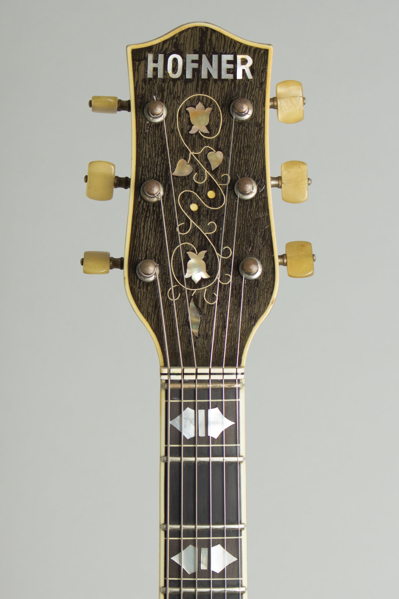Hofner Club 60 Arch Top Hollow Body Electric Guitar (1959) | RetroFret