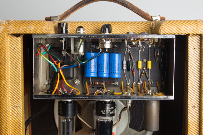 Fender Champ 5F1 Tube Amplifier (1958) | RetroFret