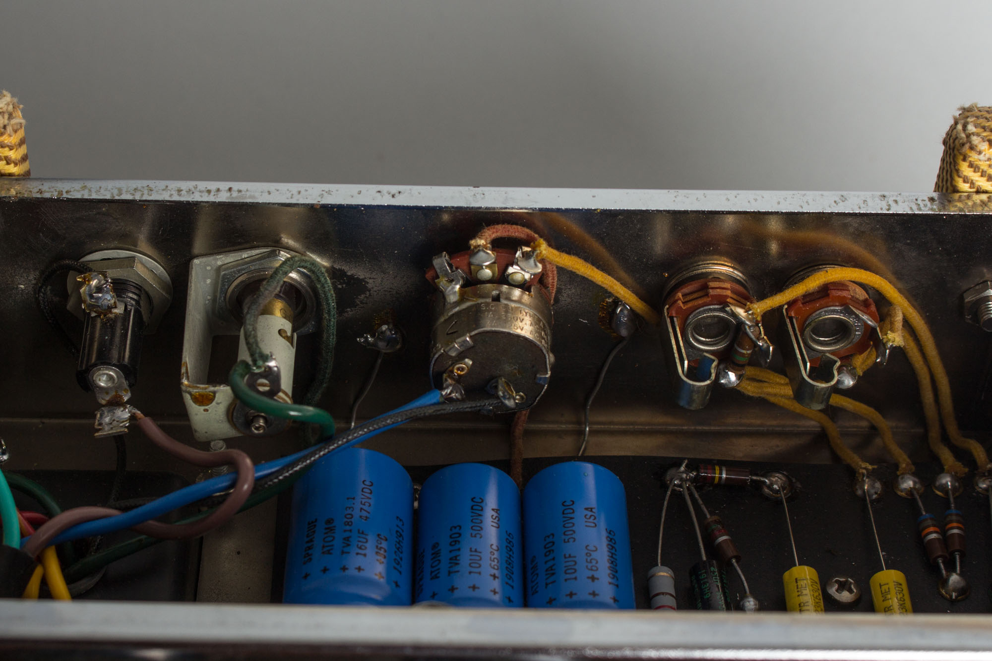 Fender Champ 5F1 Tube Amplifier (1958) | RetroFret