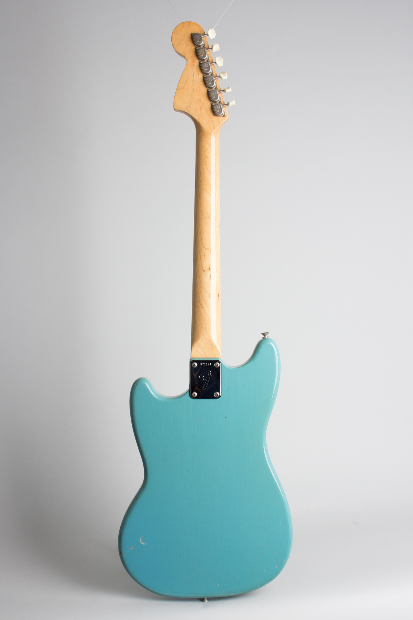 Fender Musicmaster Solid Body Electric Guitar (1972) | RetroFret